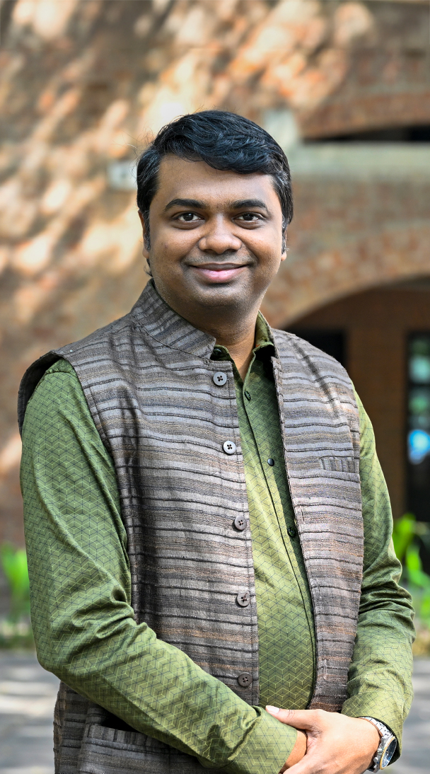 Tanmoy Majilla | IIMA